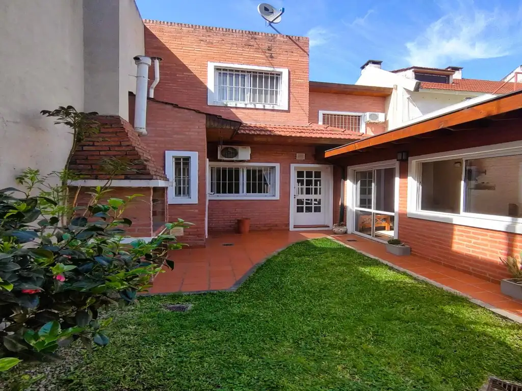 Casa Venta 5 ambientes 20 años, 163m2, 1 cochera, Aranguren Juan Felipe ...