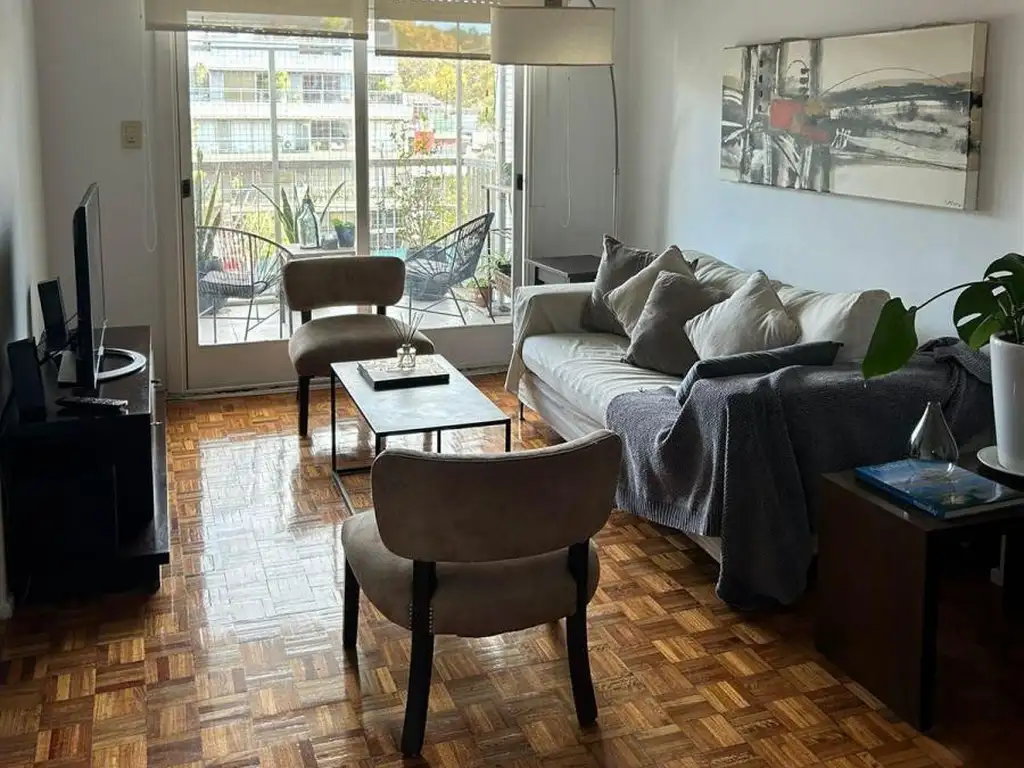 Venta Departamento 40 años 3 dormitorios, 75m2, con balcón, Guatemala ...